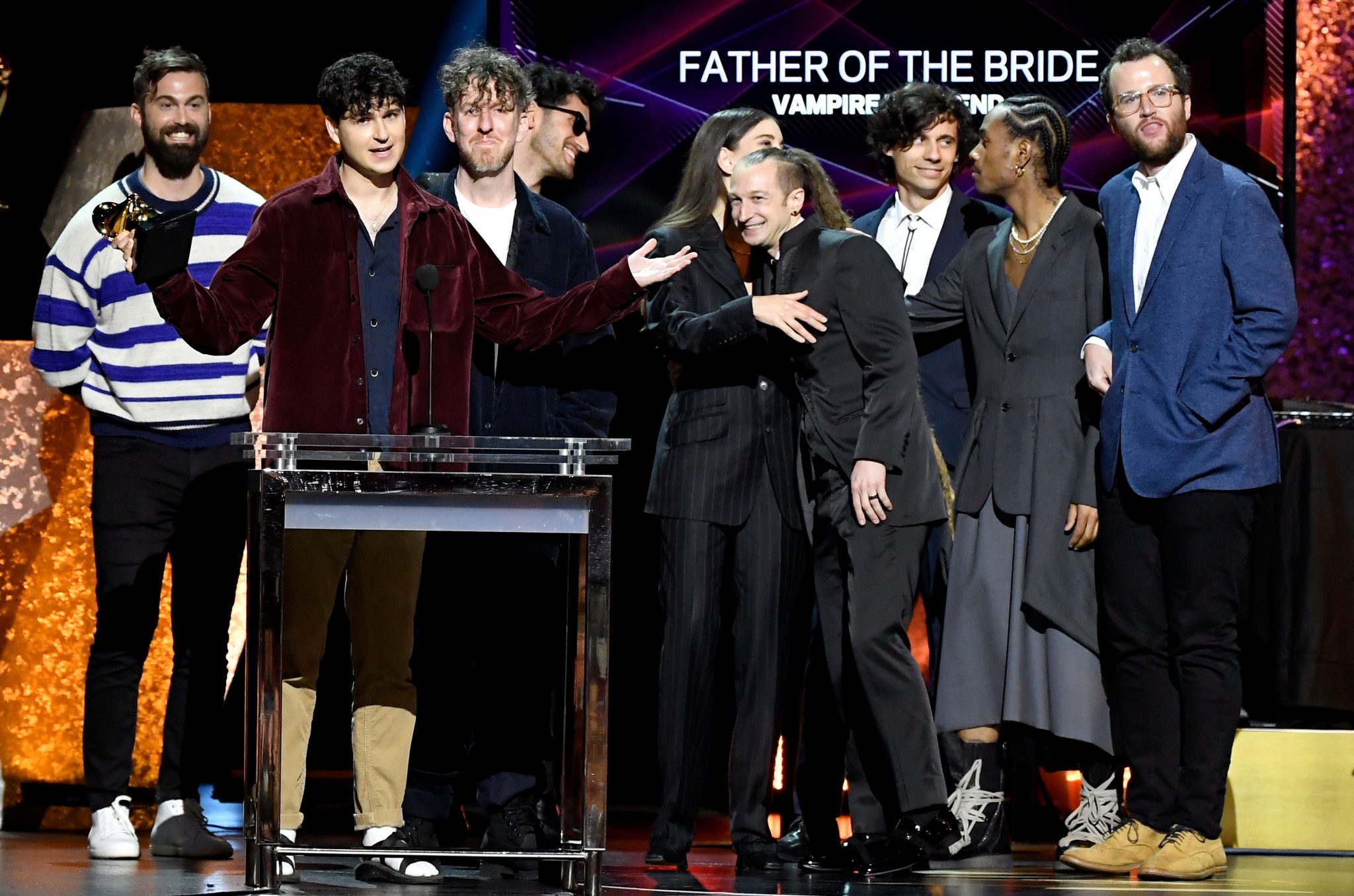 Dead Hand Control: Entrevista con Chris Baio de Vampire Weekend - El ...